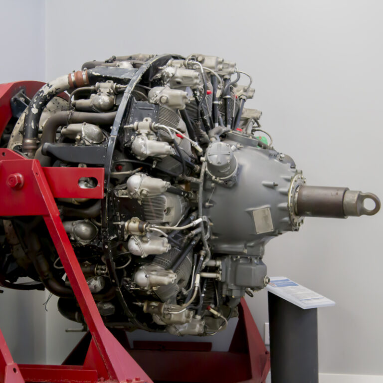 exhibit-vintage-airplane-engines - Northeast Classic Car Museum